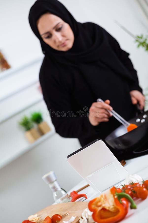 585 Arabian Woman Cooking Kitchen Stock Photos - Free & Royalty-Free ...