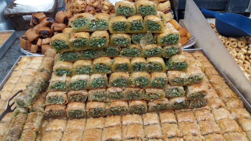 Palestinian sweets stock image. Image of pastry, pistachio - 76628579