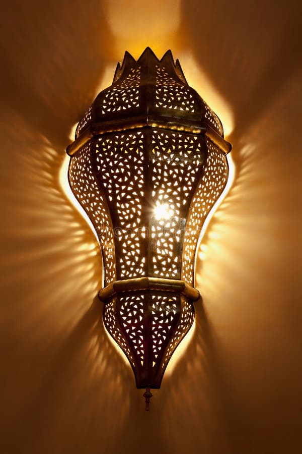 Arabische lamp stock afbeelding. Image of cultuur, elegant - 19219509