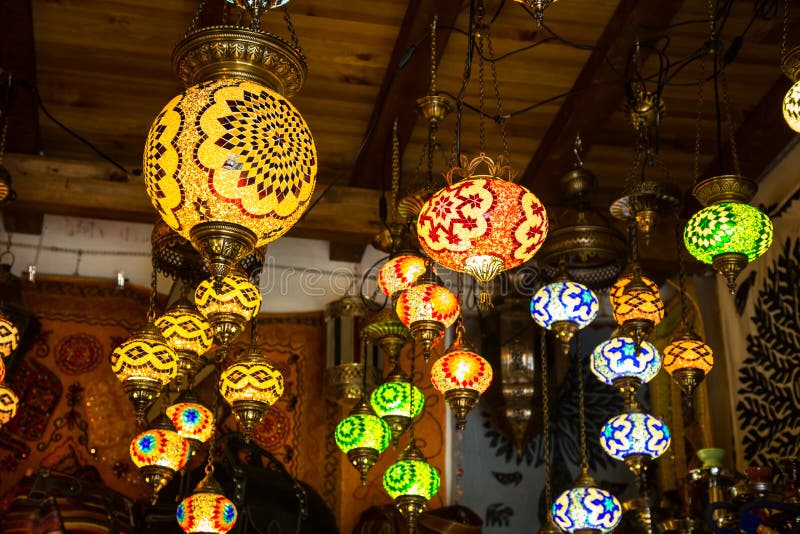 Arabische Lampen En Lantaarns in Marrakech, Marokko Stock Foto - Image ...