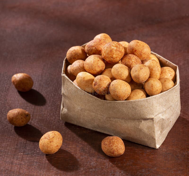 Organic Mexican Peanuts in Paper Bag - Arachis Hypogaea Stock Photo ...