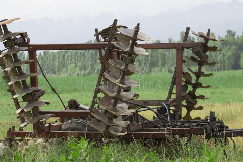 Arado Agrícola Para Arado Profundo Imagen de archivo - Imagen de ...