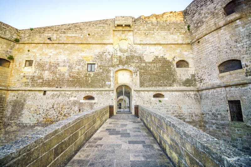 Aragonese-Schloss In Otranto, Apulien, Italien Stockbild - Bild von ...