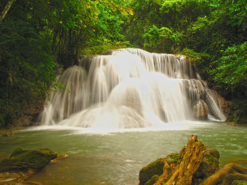 Arawan Waterfall in Thailand Stock Image - Image of cataract, relax ...