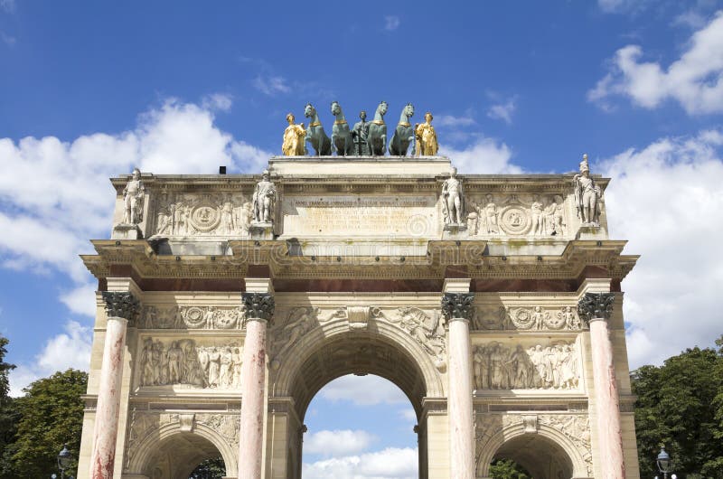 Arc Carrousel De Du Triomphe 库存照片 - 图片 包括有 蓝色, 门面: 83622842