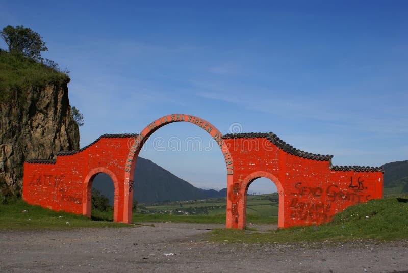 Arc Gate Picture. Image: 1899540