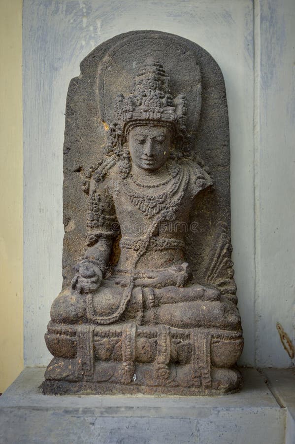 Arca Oder Statue Von Dewi Parwati Fanden in Jawa Tengah 8-10 ...