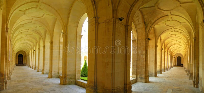 Arcada foto de archivo. Imagen de edad, vendimia, viejo - 12963454