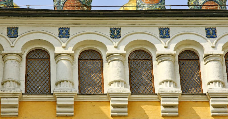 133 Columnas Building Stock Photos - Free & Royalty-Free Stock Photos ...