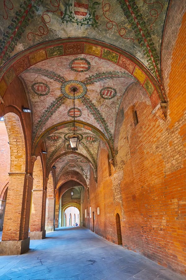 The Arcade of Palazzo Del Comune, Cremona, Italy Stock Photo - Image of ... The Arcade of Palazzo Del Comune, Cremona, Italy Stock Photo - Image of ...