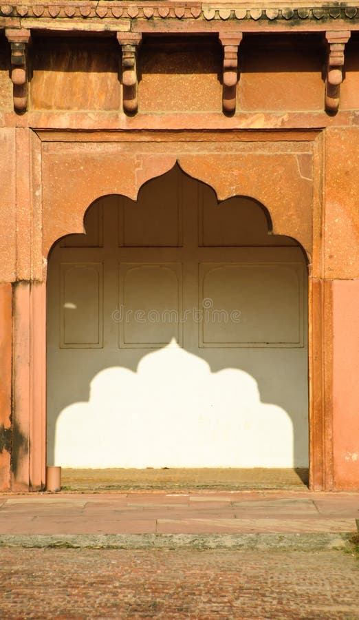 Arch in Agra fort, India stock photo. Image of fort, empire - 22180418