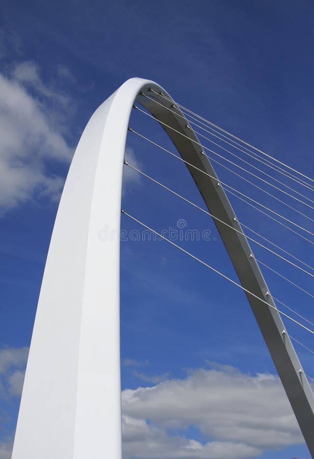 Arch of the Bridge editorial photo. Image of wear, bridge - 5833836