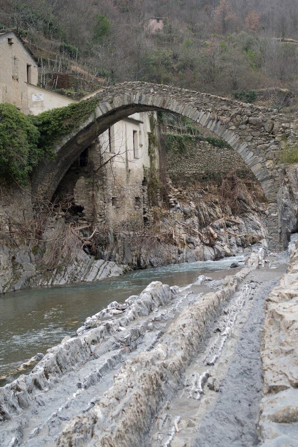 Arch Bridge, Italy stock photo. Image of characteristic - 86939976