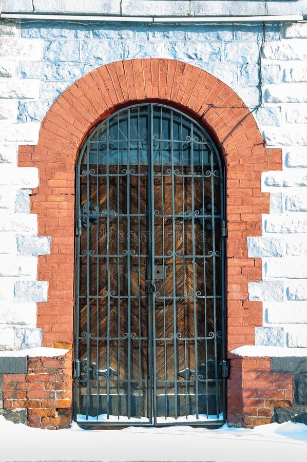 Arch door stock photo. Image of medieval, tower, entrance - 37894372