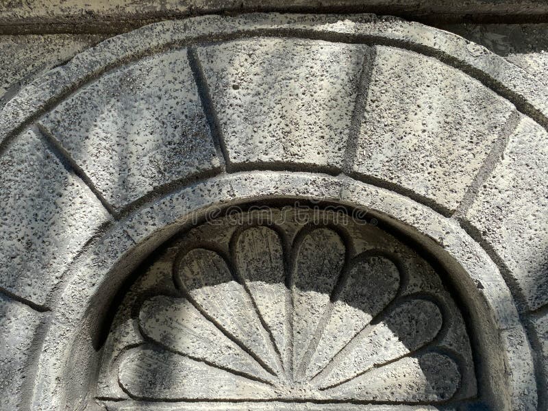 Arch in the old stone wall stock image. Image of city - 234910133