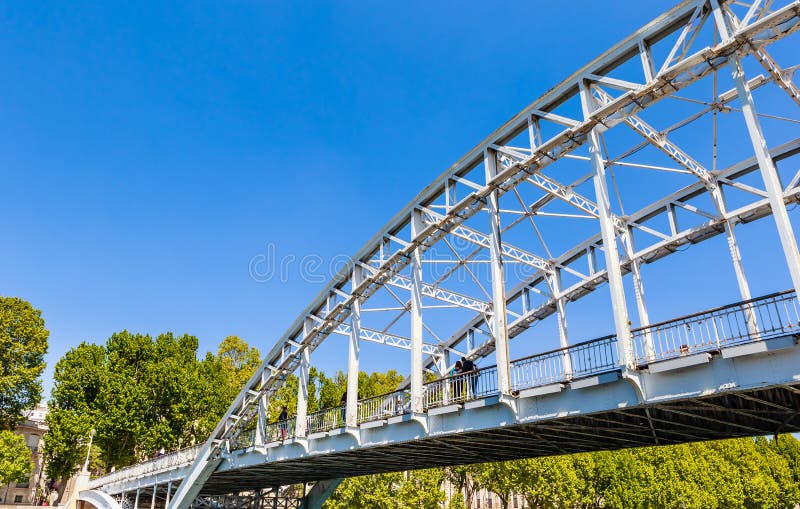An Arch Passerelle Debilly Debilly Footbridge Bridge. Paris Editorial ...