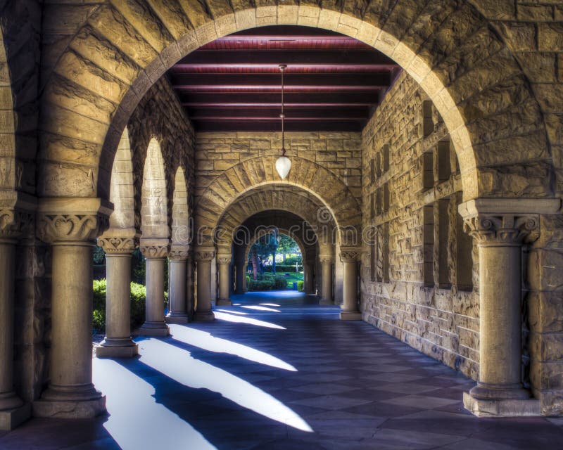 Stanford University Bell Tower Editorial Photo - Image of chairs, trees ...
