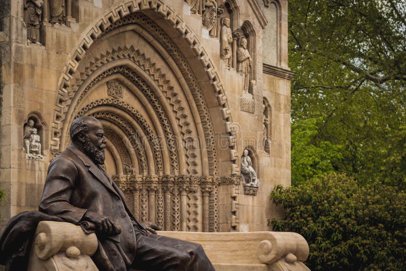 Arch and Statue stock photo. Image of hungary, hungarian - 112538280