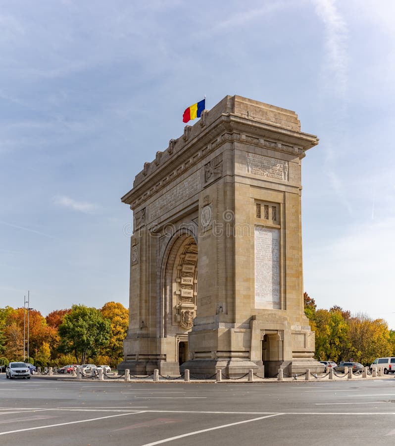 Arch of Triumph of Bucharest Editorial Photo - Image of flag, bucharest ...