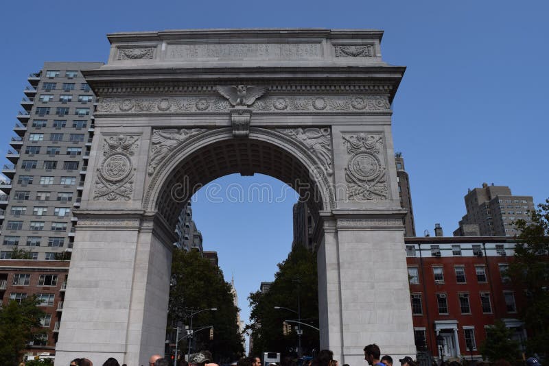 Arch, Triumphal Arch, Landmark, Monument Picture. Image: 111486904