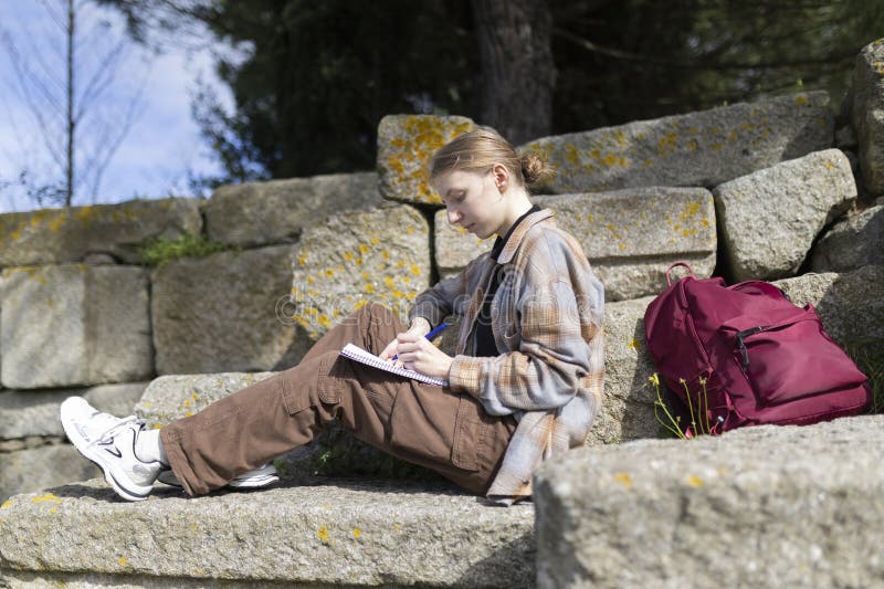 10,522 Archaeologist Stock Photos - Free & Royalty-Free Stock Photos ...