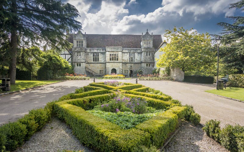 Archbishop S Palace, Maidstone Stock Photo - Image of landmark ...
