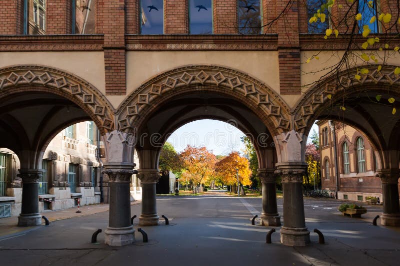 Gallery between Central and Library Building of Budapest Technology ...