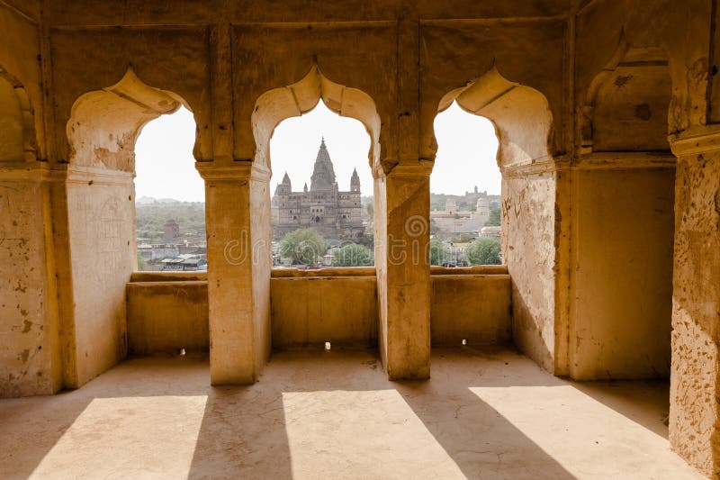 Arched Windows of the Historic Orchha Fort in India, with Its Intricate ...