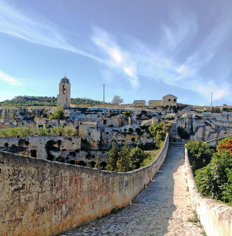Puglia Italy - Ponte Acquedotto Crossing the Ravine To Park Di ...