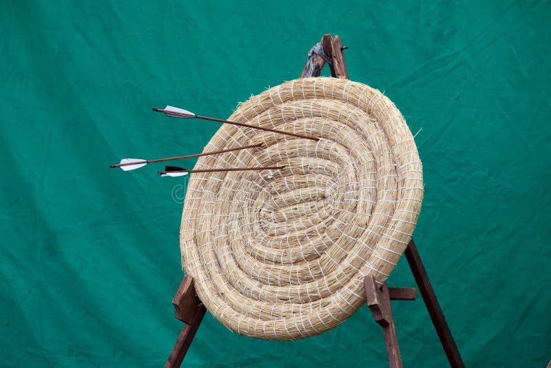 Archery Round Straw Target stock photo. Image of straw - 56550516