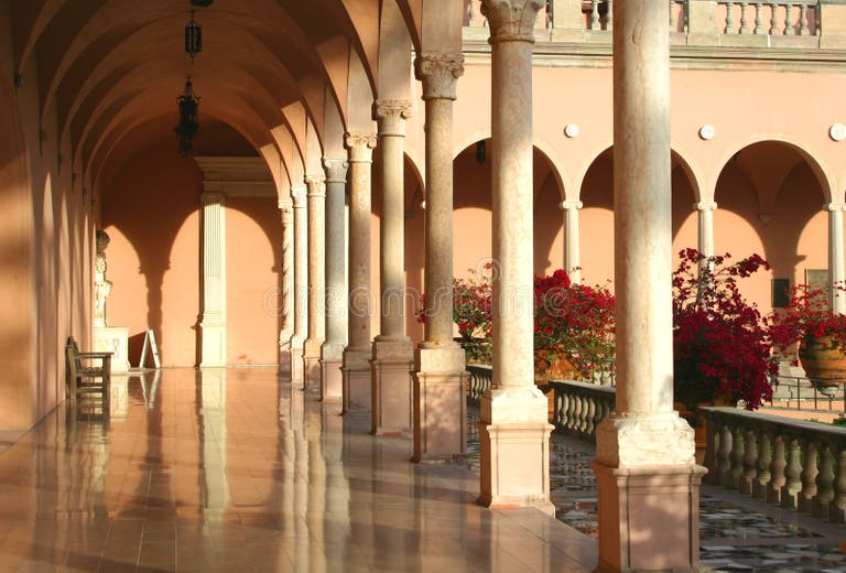 Arches and Columns of Southern Mansion Stock Photo - Image of ...