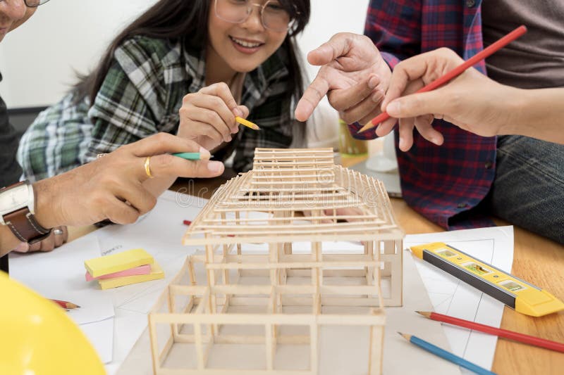 Architects and Engineers are Pointing Out Housing Projects. Architect ...