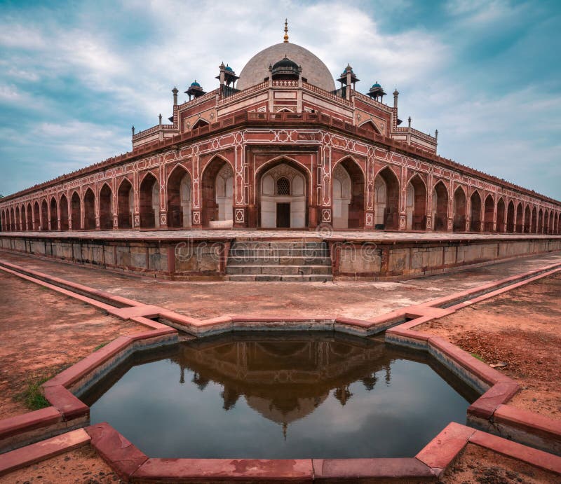 Architectural Beauty of Humayun Tomb with a Reflection Stock Photo ...