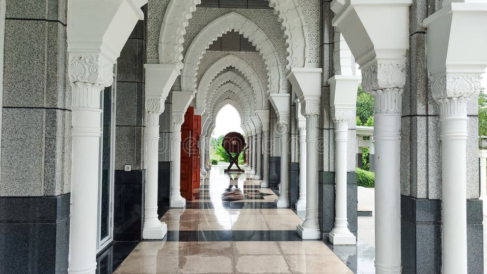 Architectural Corridor with Arches Editorial Photo - Image of archway ...