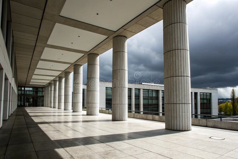 Concrete Columns and Shadows in Modern Building Stock Illustration ...