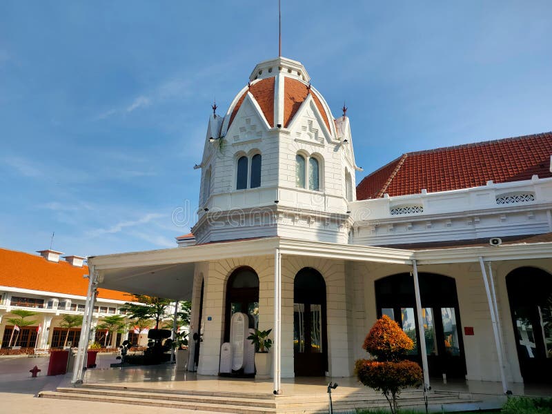 The Architectural Elements that Define a Building are Beautifully ...