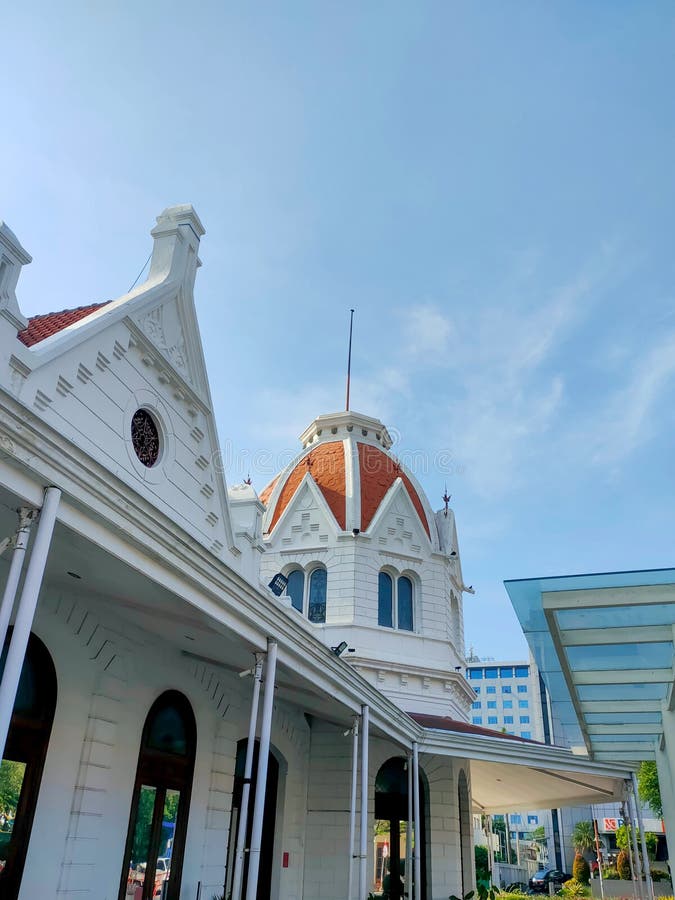 The Architectural Elements that Define a Building are Beautifully ...