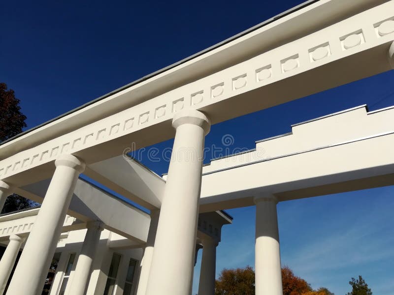 Architectural Structure of White Columns and Slabs Stock Photo - Image ...