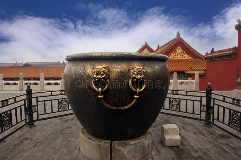 Architecture and Artifacts of the Forbidden City Stock Photo - Image of ...