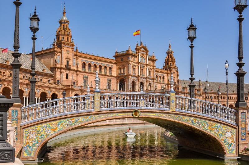 Architecture and Canals of Spain Square, Seville, Spain Editorial ...