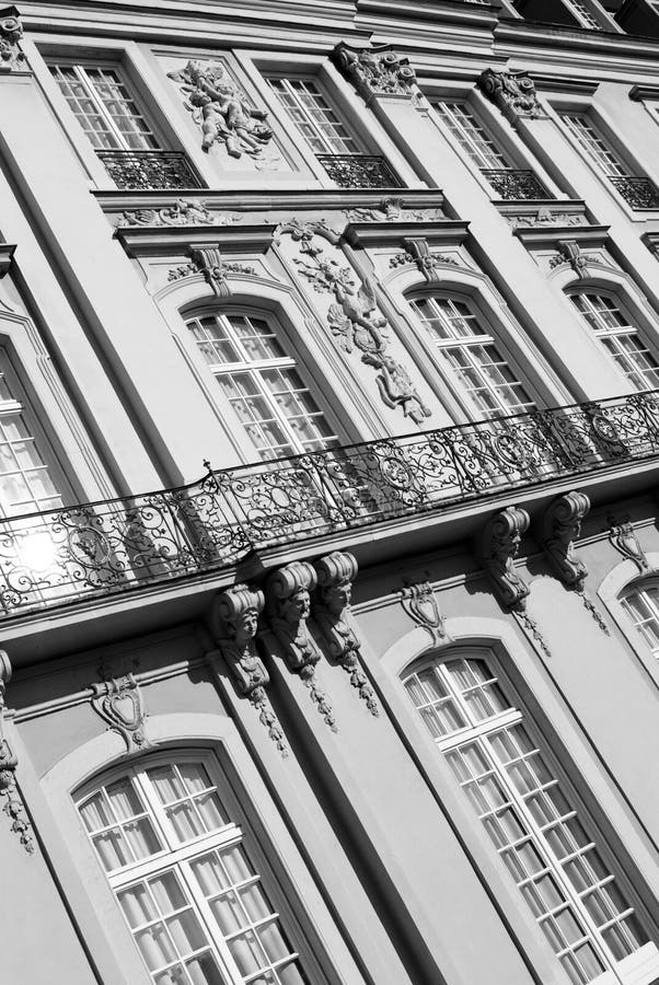 Architecture classique photo stock. Image du architecture - 4539944