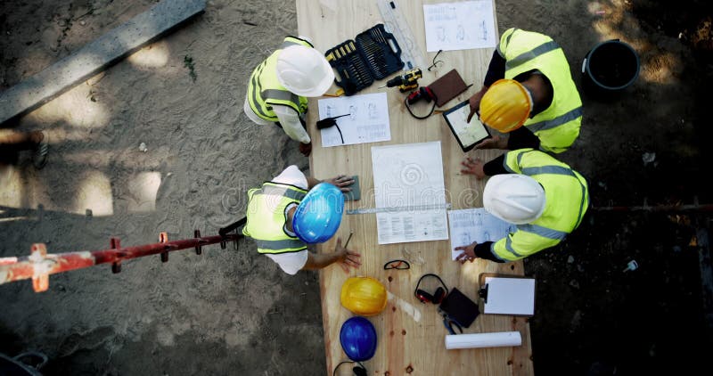 Architecture, Collaboration and Planning with Construction Worker Team ...