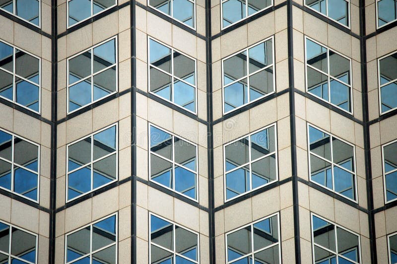 Architecture géométrique photo stock. Image du bureau - 14102380