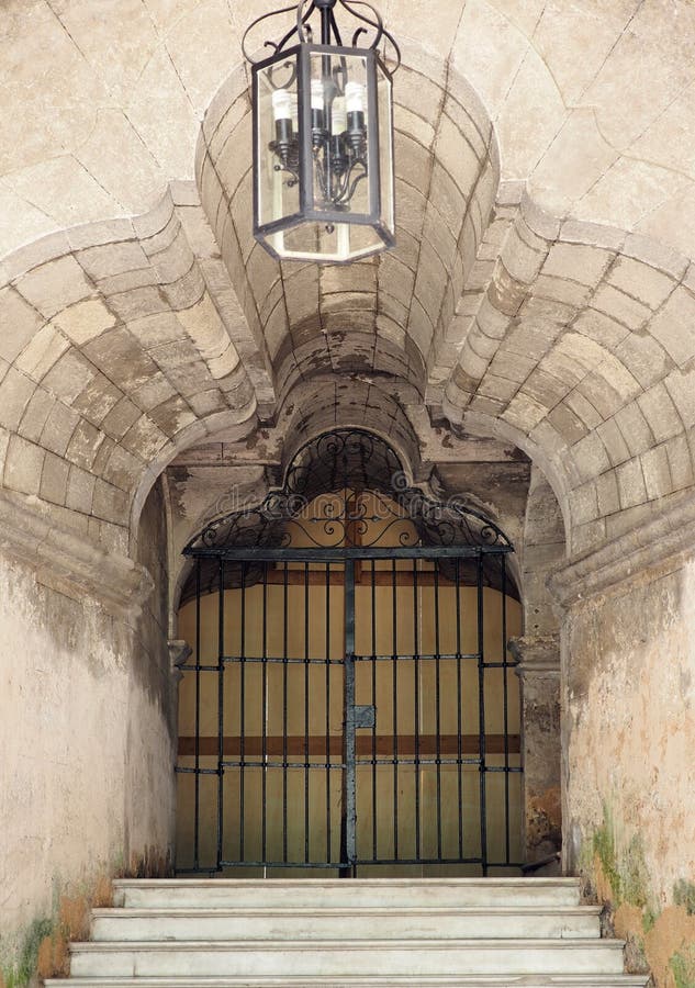 Architecture in Havana Cuba Stock Image - Image of arches, lamp: 71146895