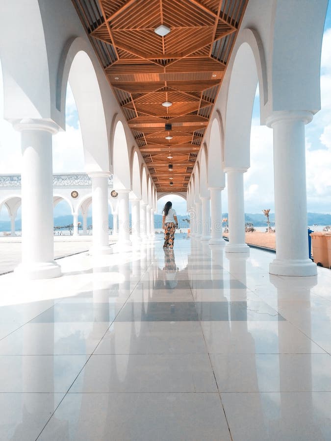 The Architecture of Islamic Center Stock Image - Image of symmetry ...