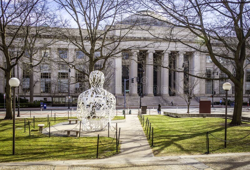 The MIT editorial image. Image of culture, diploma, college - 314404155