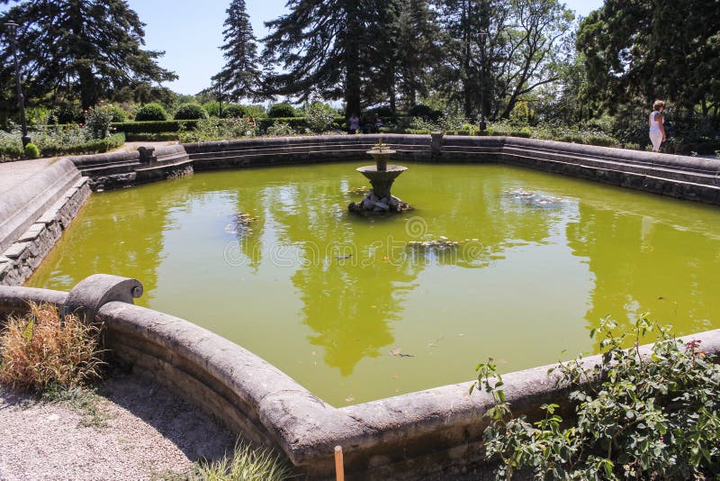 Old pond in the park editorial photo. Image of famous - 159970206