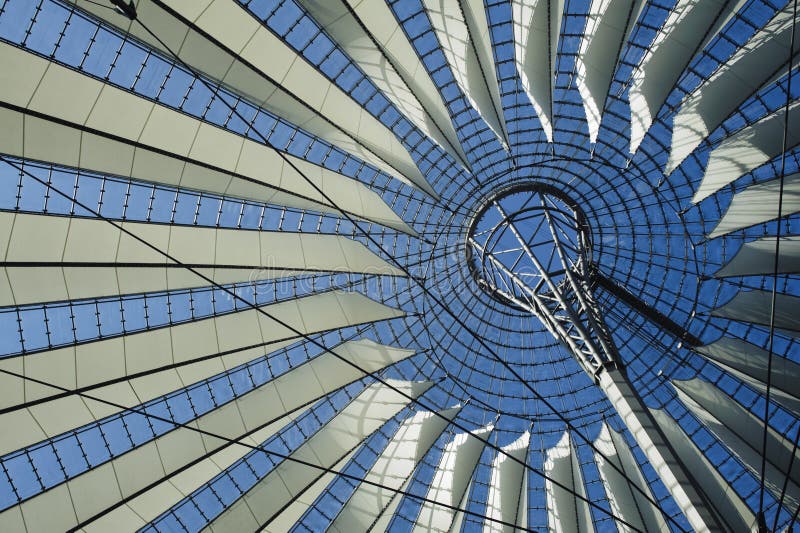 Architettura Urbana Moderna in Germania Immagine Stock - Immagine di ...