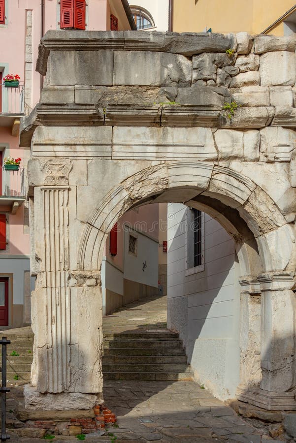 Arco Di Riccardo in Italian Town Trieste Stock Photo - Image of piazza ...