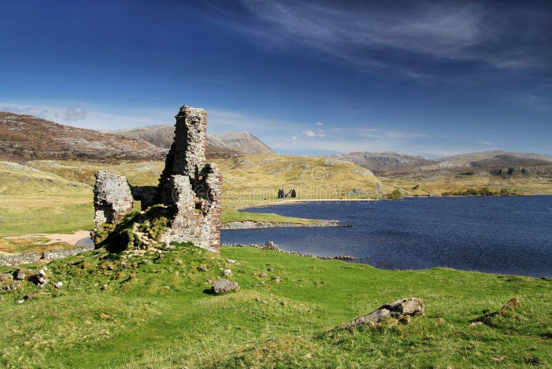 Ardvreck Castle, Loch Assynt, Scotland Stock Image - Image of ardvreck ...